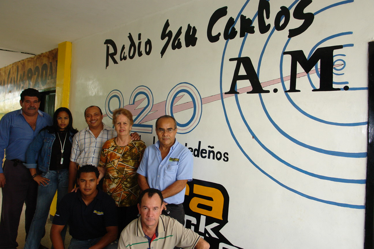 VENEZUELA DX: Radio San Carlos 920 AM Celebra Hoy Su LX Aniversario‏