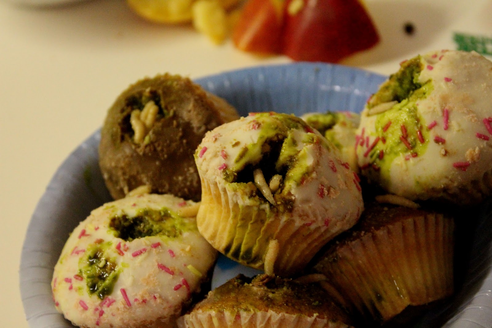 Bitter Sweet: Evaluation of filming the 'mouldy food'