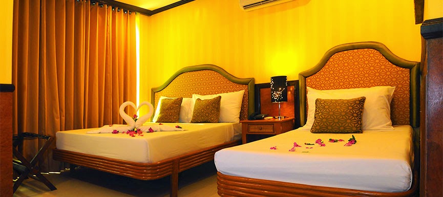 Tuggy's Travel: Red Coco Inn De Boracay