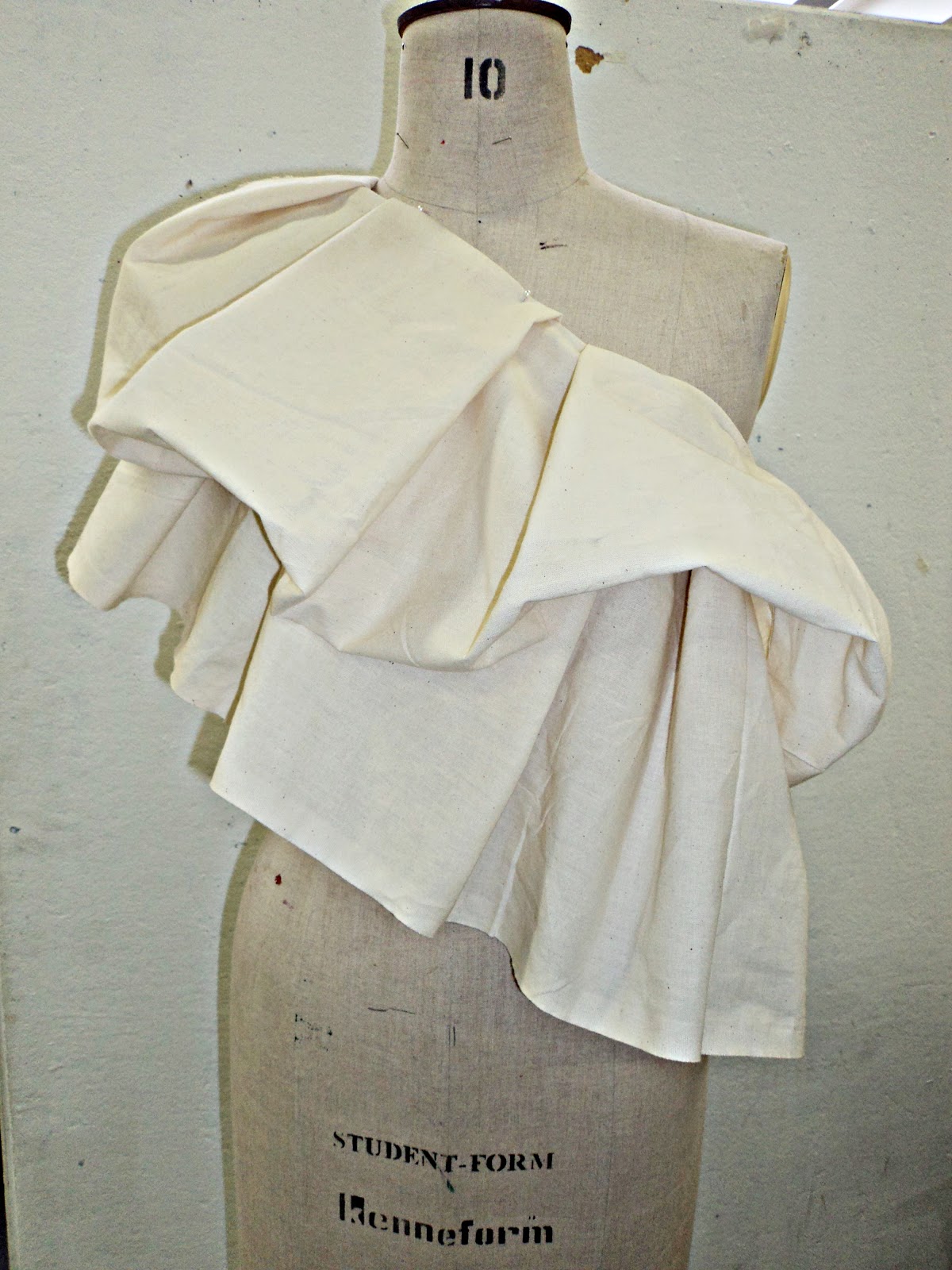 Growth of Creativity: Draping Fabric On The Stand