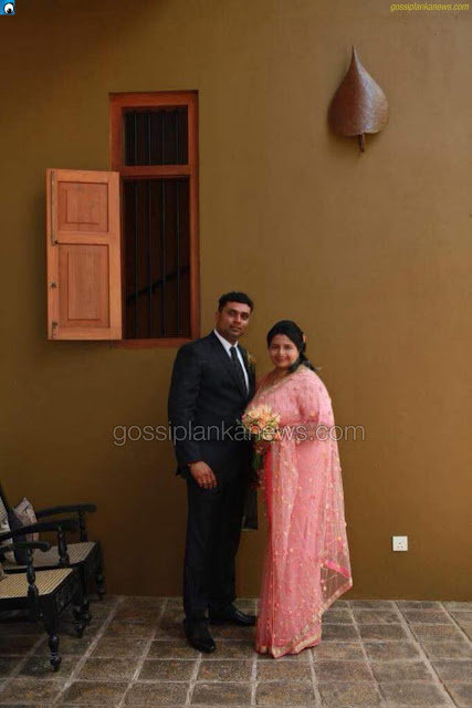 Deepika Priyadarshani gets engaged to Chamika ... who came to write songs