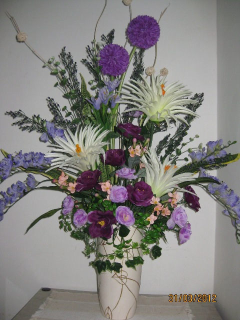 ILHAM HALIZA: GUBAHAN BUNGA CANTIK