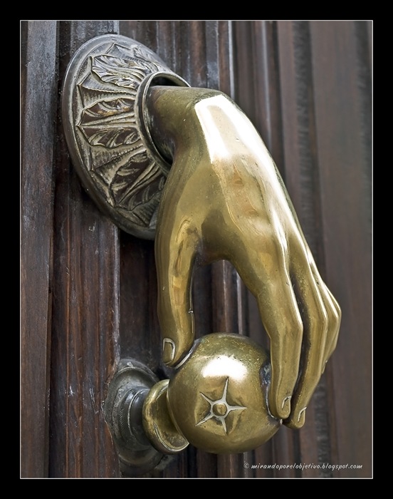 Viento en viaje: Aldaba