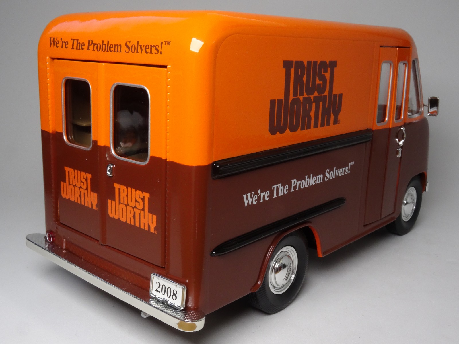 Modelli diecast 1:24 e dintorni: Ford Step Van 1950 by Unique Replicas