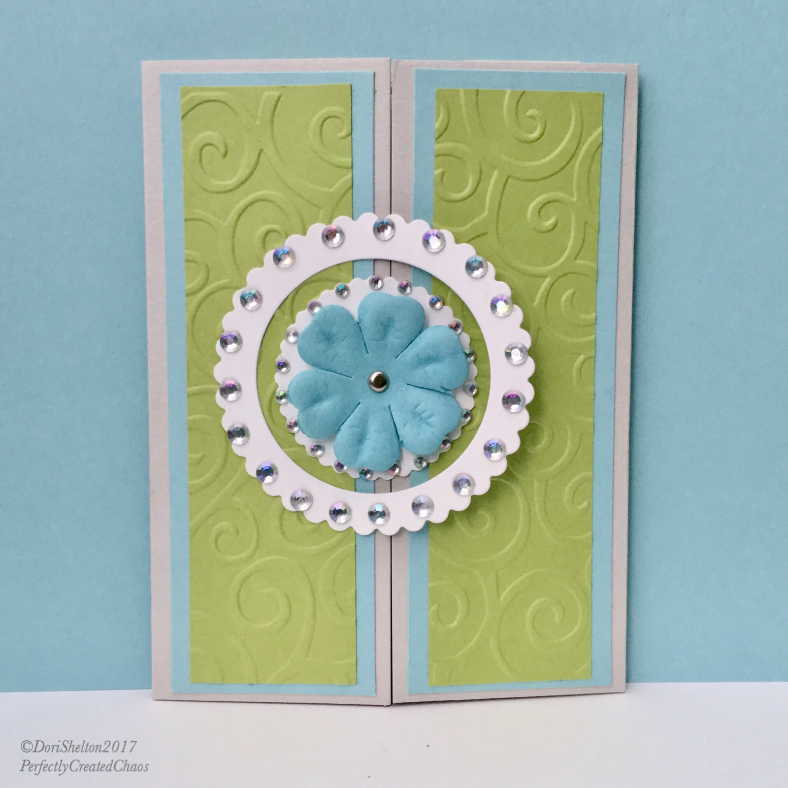 Perfectly Created Chaos!: Fun Fold Friday: Interlocking Gate Fold Card