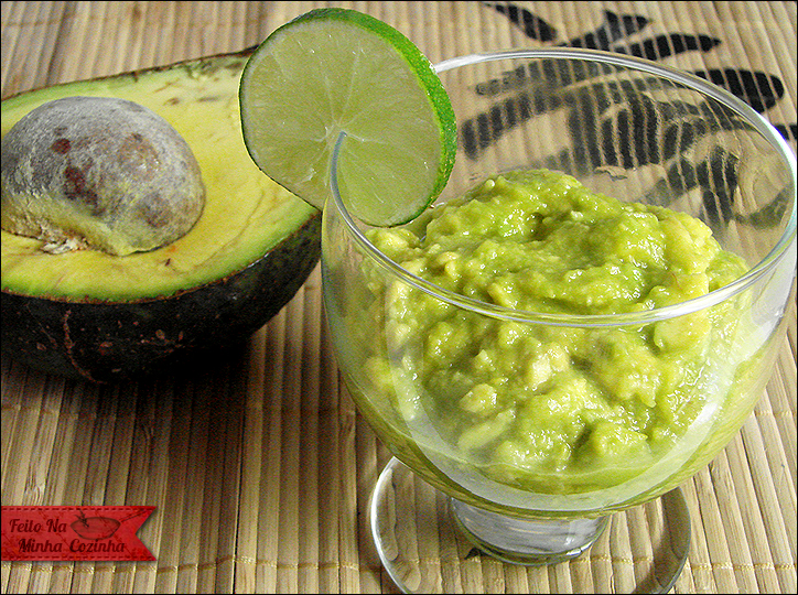 Feito na minha cozinha: Abacate com Limão e Açúcar
