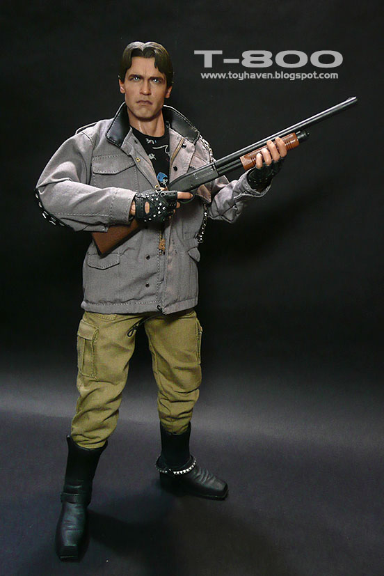 toyhaven: Hot Toys T-800 Terminator Figure (1984) REVIEW II