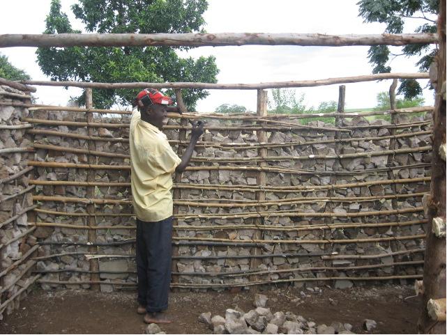 Projecting Hope For Swaziland: Building a House... Swazi style!