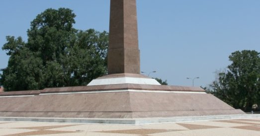 Israel in photos: Egypt army obelisk in Ad Halom (Ashdod)