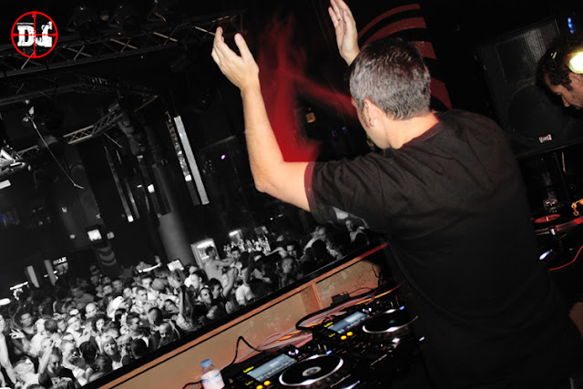 ¿QUIÉN DISPARÓ AL DJ?