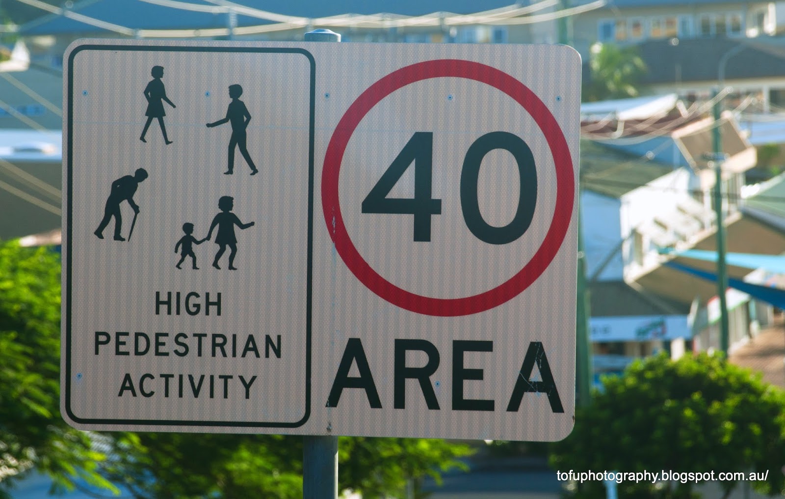 Tofu Photography: A high pedestrian activity sign at Yamba