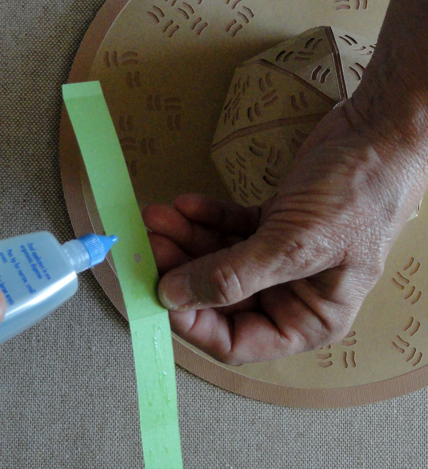 Needles 'n' Knowledge: Garden Hat 3d Tutorial