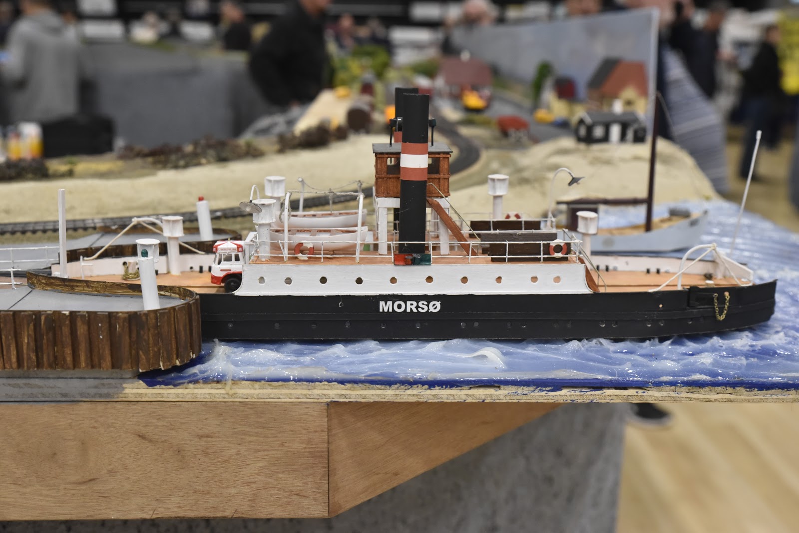 F.Ormstrups Blog.: april 2018