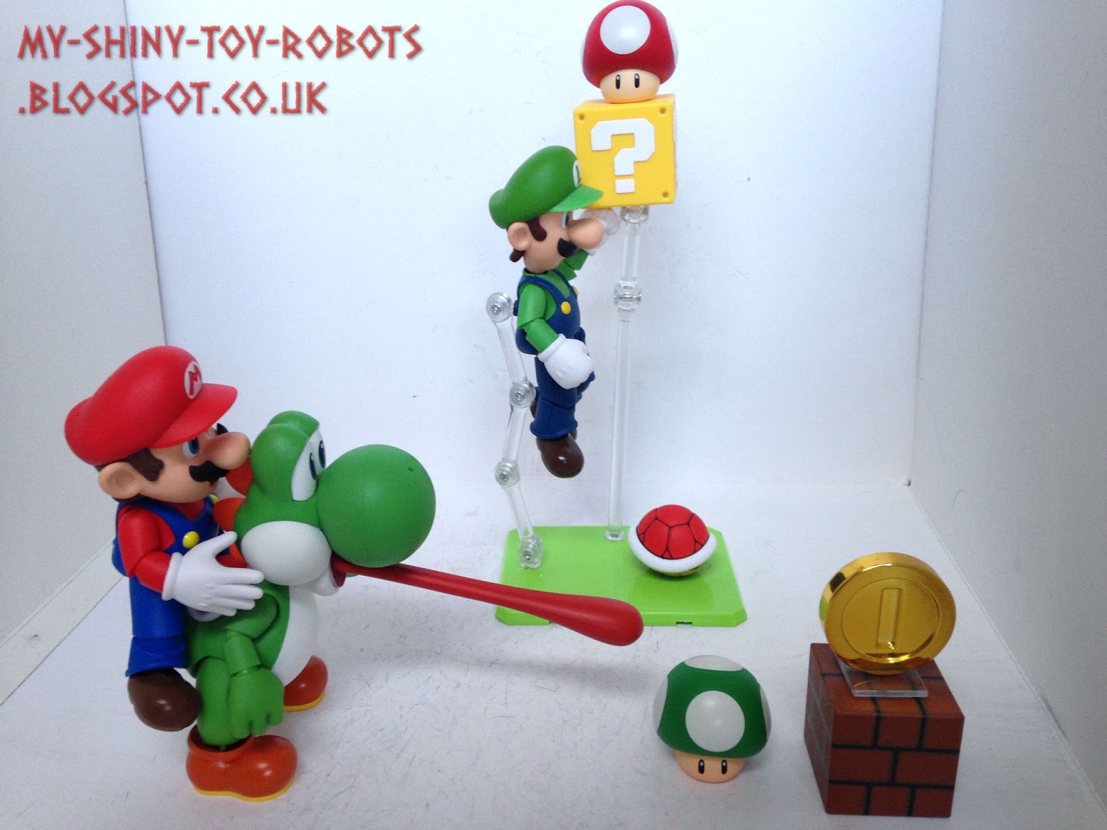 My Shiny Toy Robots: Toybox REVIEW: S.H. Figuarts Yoshi