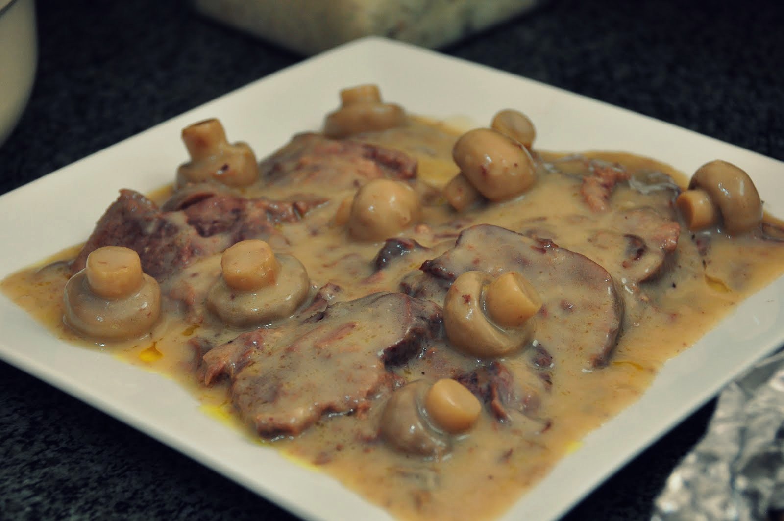 Online Filipino Recipes: Lengua in Mushroom Sauce
