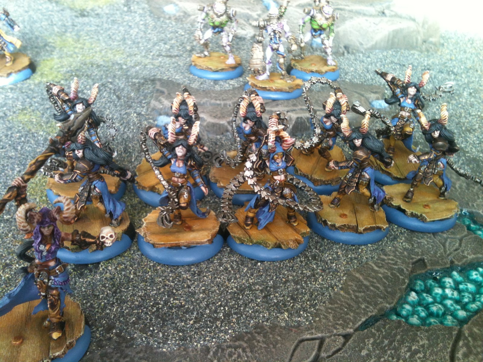 Playing Warmachine : 35 point Pirate Queen Skarre List