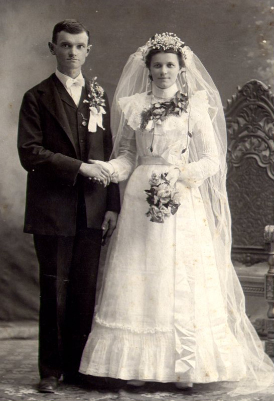 LuLuBoo's: Old Wedding photos.