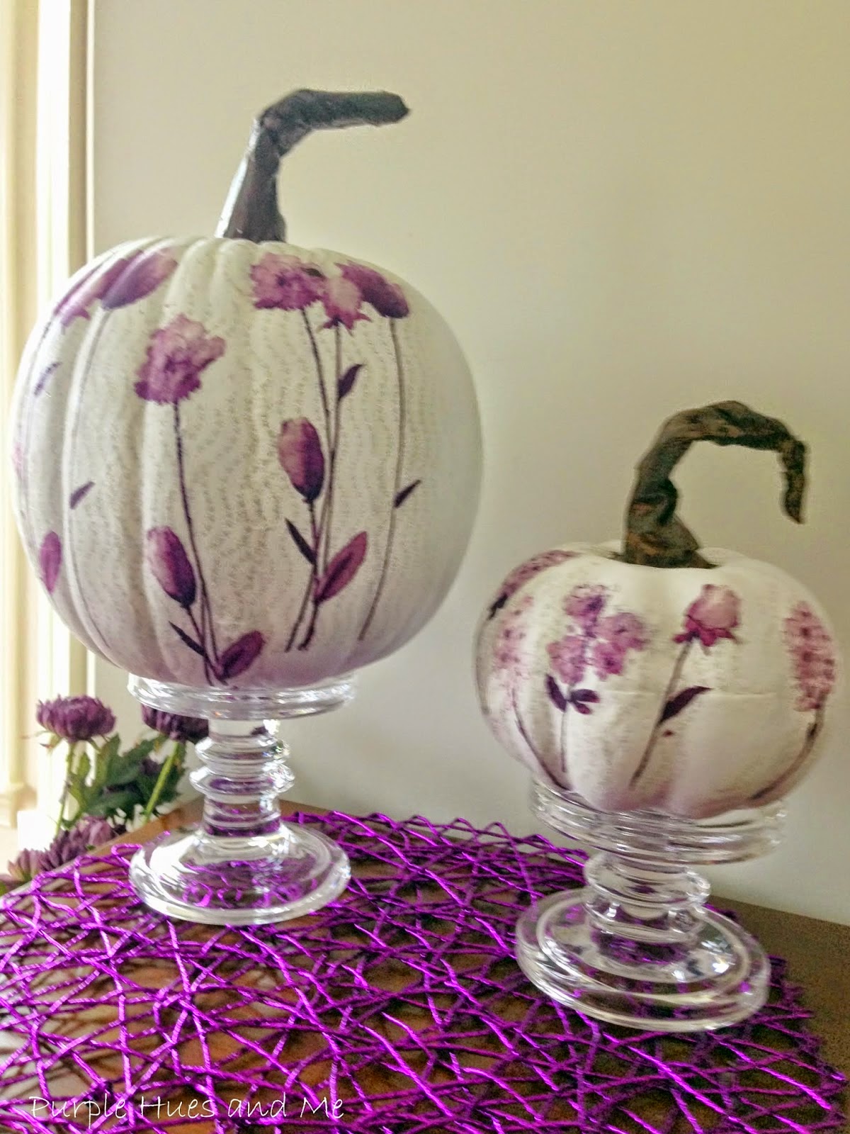 Totally Tutorials: Tutorial - Decoupaged Pumpkin with a Paper Napkin