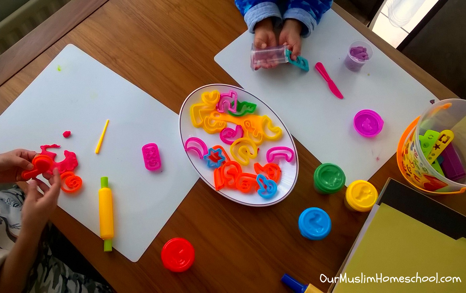 Teach ARABIC with PLAY DOUGH! - Muslim Homeschooling Resources