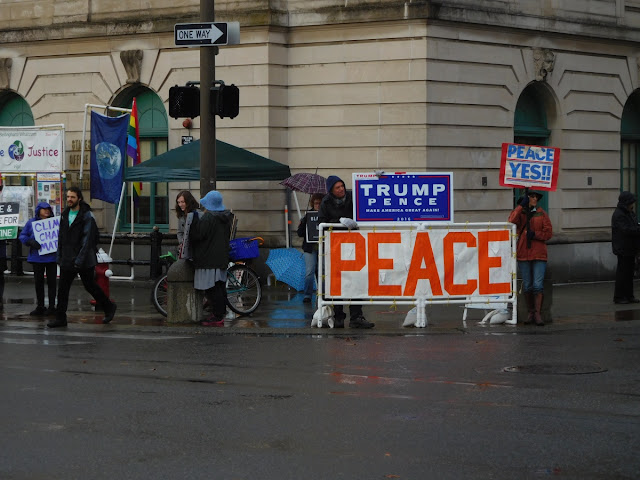 Editorials from Theslowlane: Trump signs mixing uncomfortably into the ...