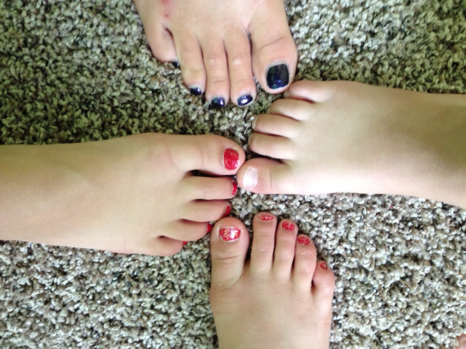 Tammy Is Blessed: July Photo Challenge Day 6 - Toes