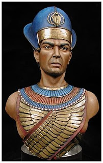 María y Valentina: El Faraón en el Antiguo Egipto