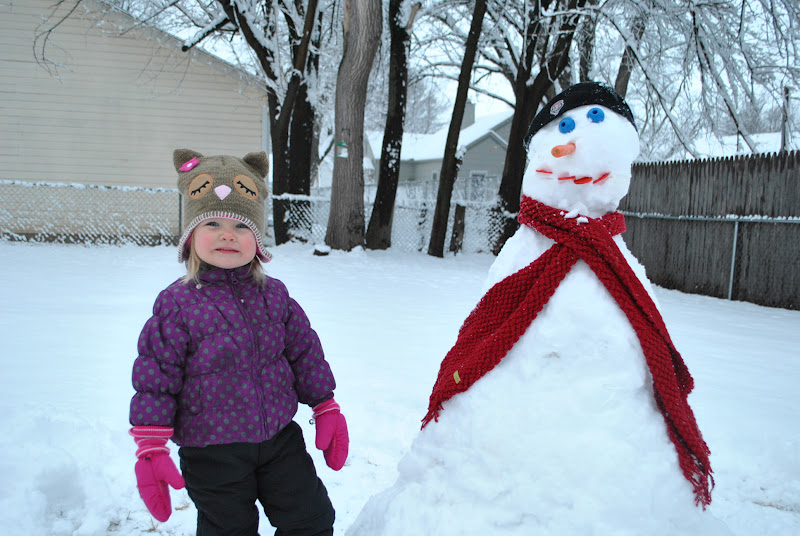 The Iowa Farmer's Wife: Outdoor Play: Her First Snowman!