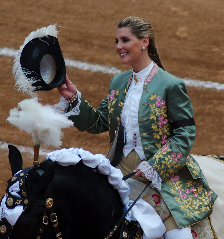 Diário Taurino: ANA BATISTA VOLTA À MONUMENTAL MÉXICO
