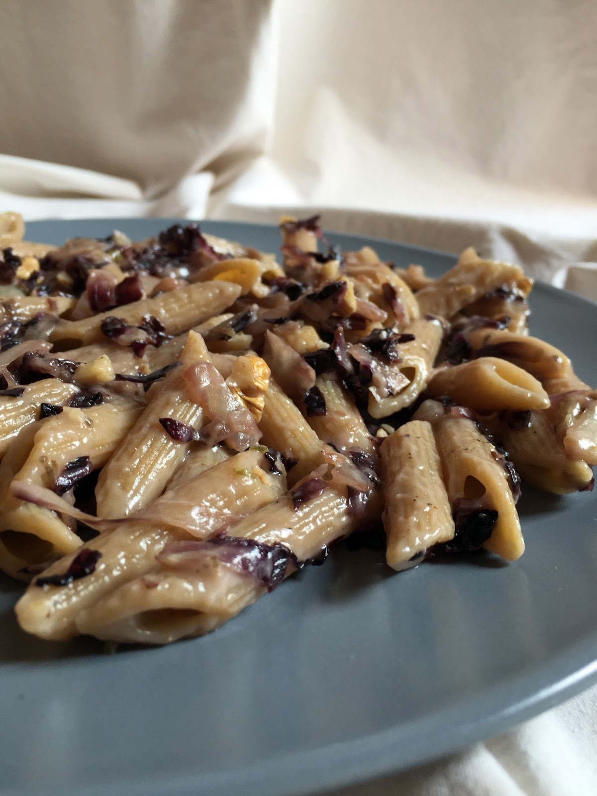 Inglourious Bananas: Pasta with Radicchio // Pasta con radicchio
