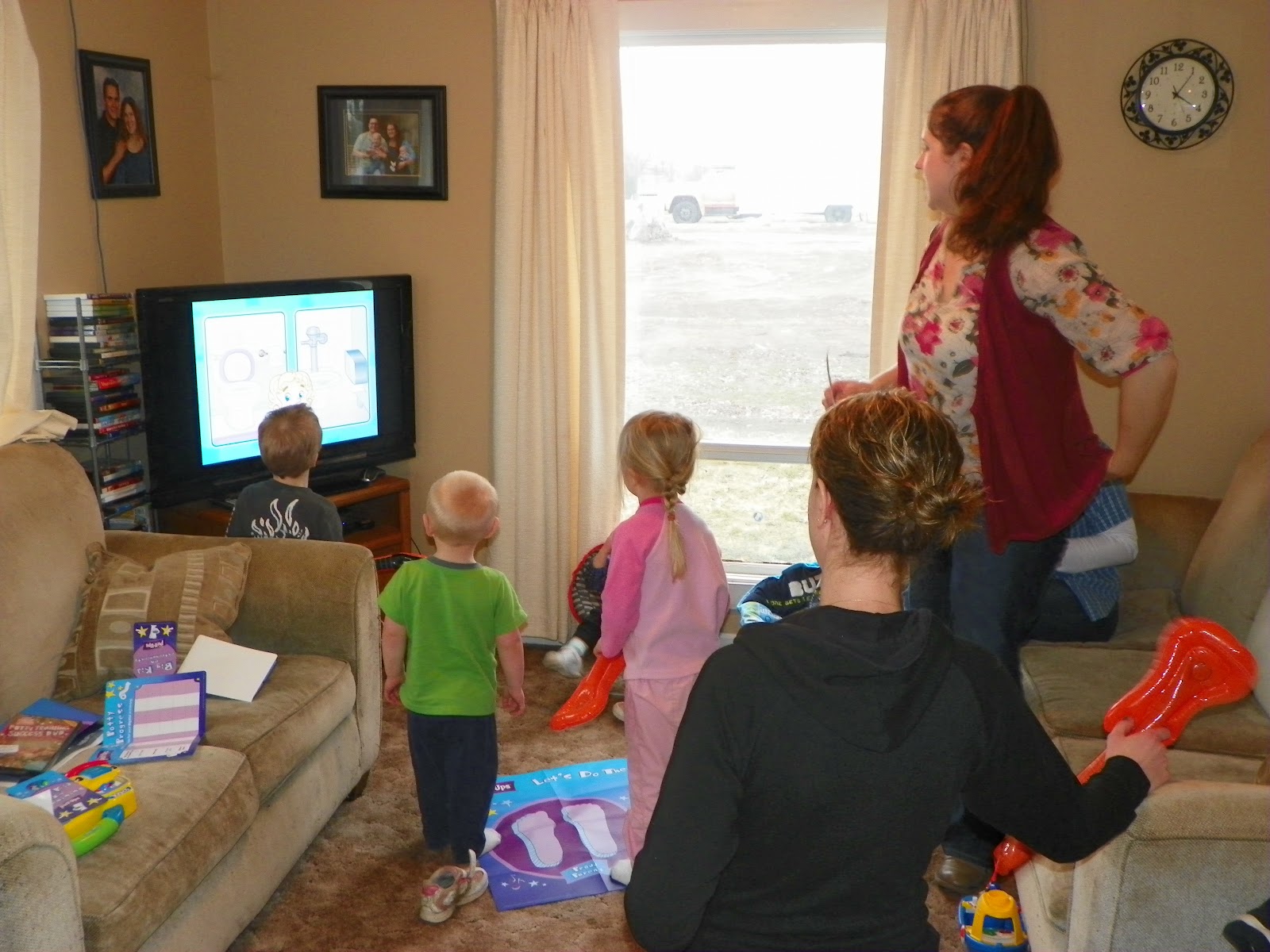 Adventures of a Mini Van Mom: Huggies Pull-Ups Party from House Party