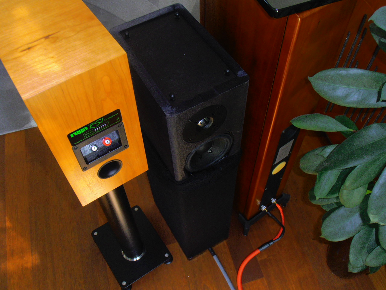 Stereo i Kolorowo - Underground: Kolumny Definitive Technology BP6