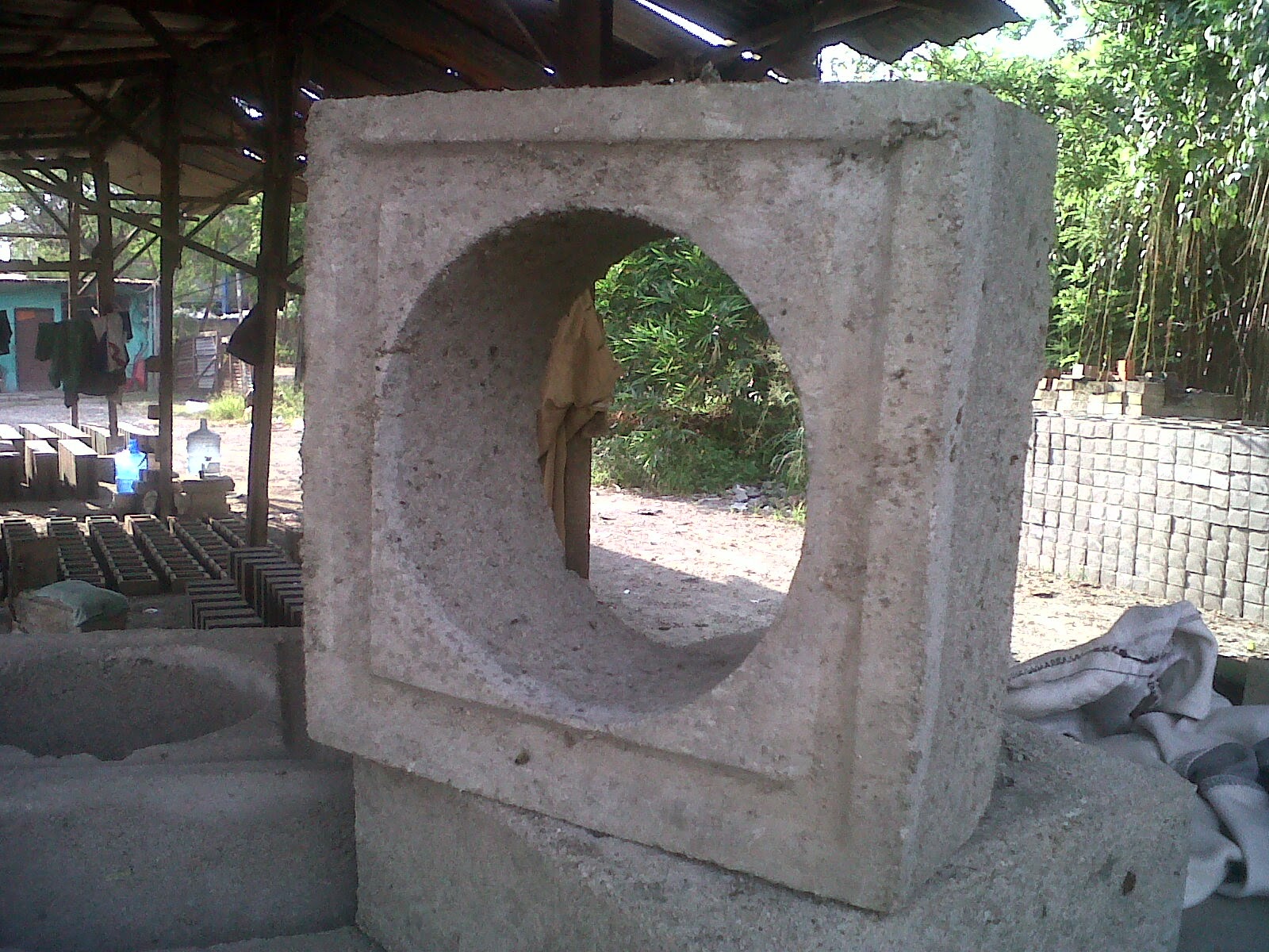 Macam -macam Lubang Angin / Ventilasi Beton / Semen ~ PD. Teguh Karya