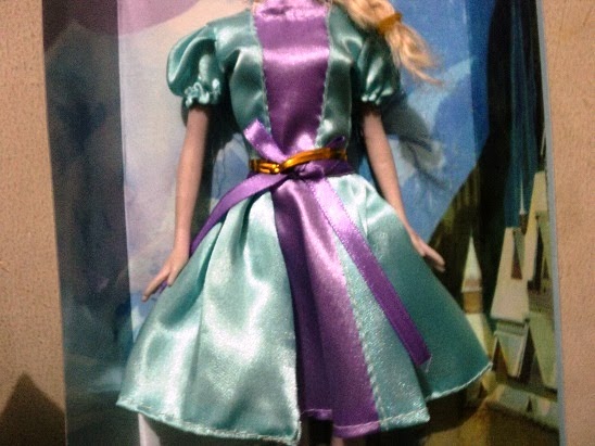 Knocked-off!: Bootleg Toy Review : Bootleg Elsa 12" doll