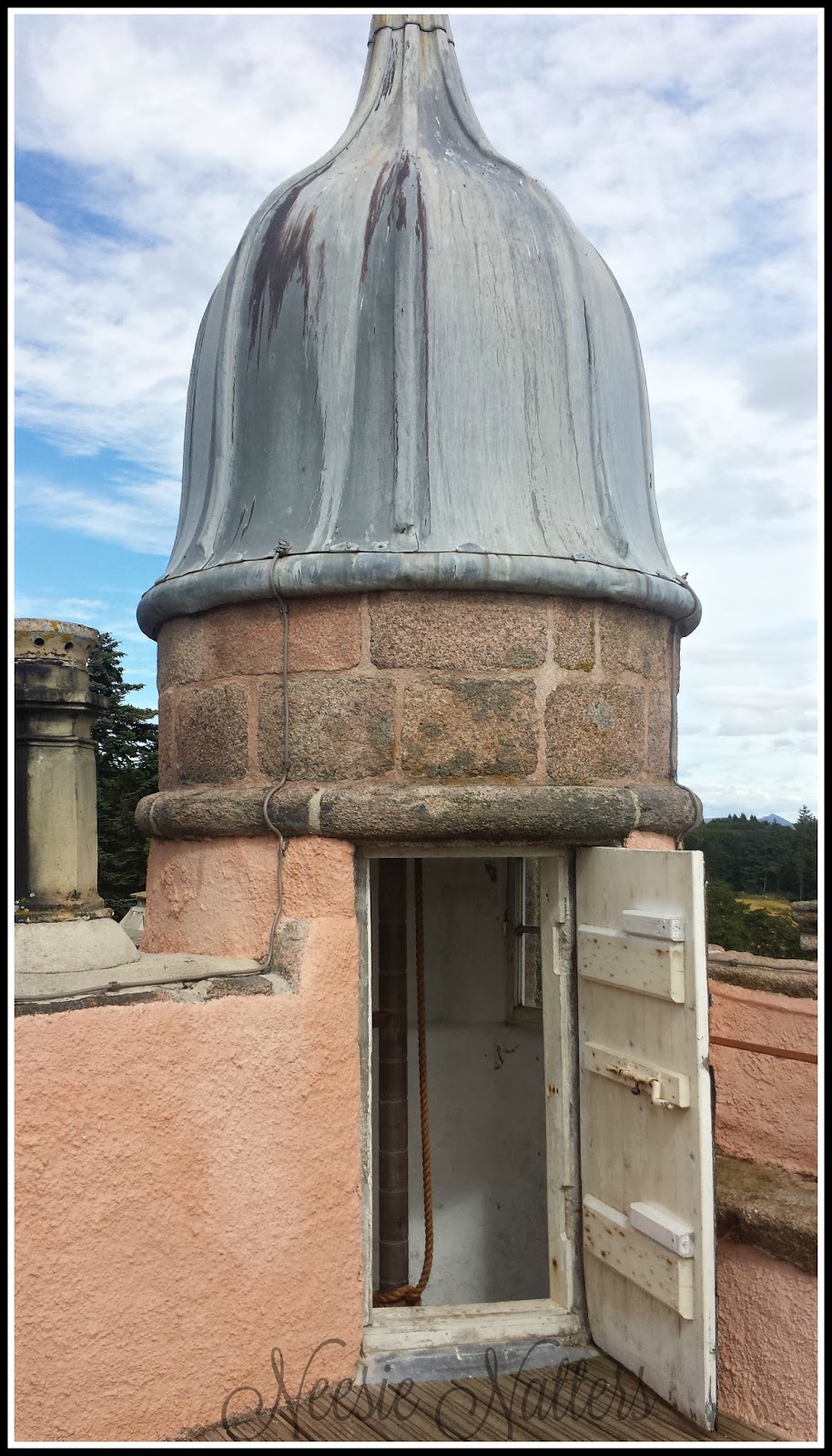 Neesie Natters: Mr Sunday Photo... Craigievar Castle Parapet