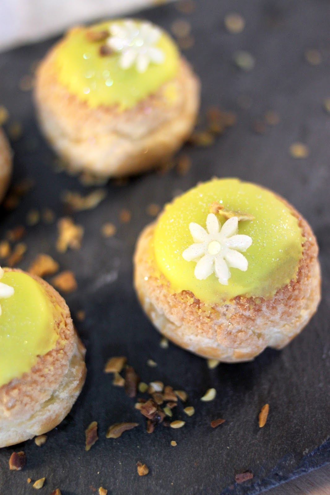 Chloé Délice: Choux à la pistache