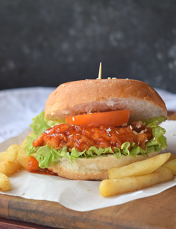 Hot Chicken Burger(Nashville Style Hot Chicken) | Savory Bites Recipes ...