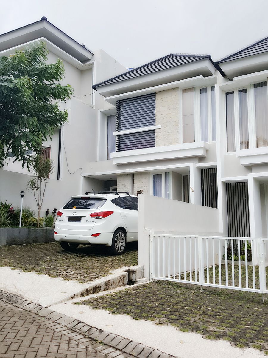 Villa Panderman Hills, Kota Wisata Batu, View Gunung Panderman Batu ...