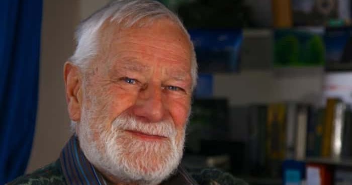 Footless Crow: Ancient Stones and Wanderers