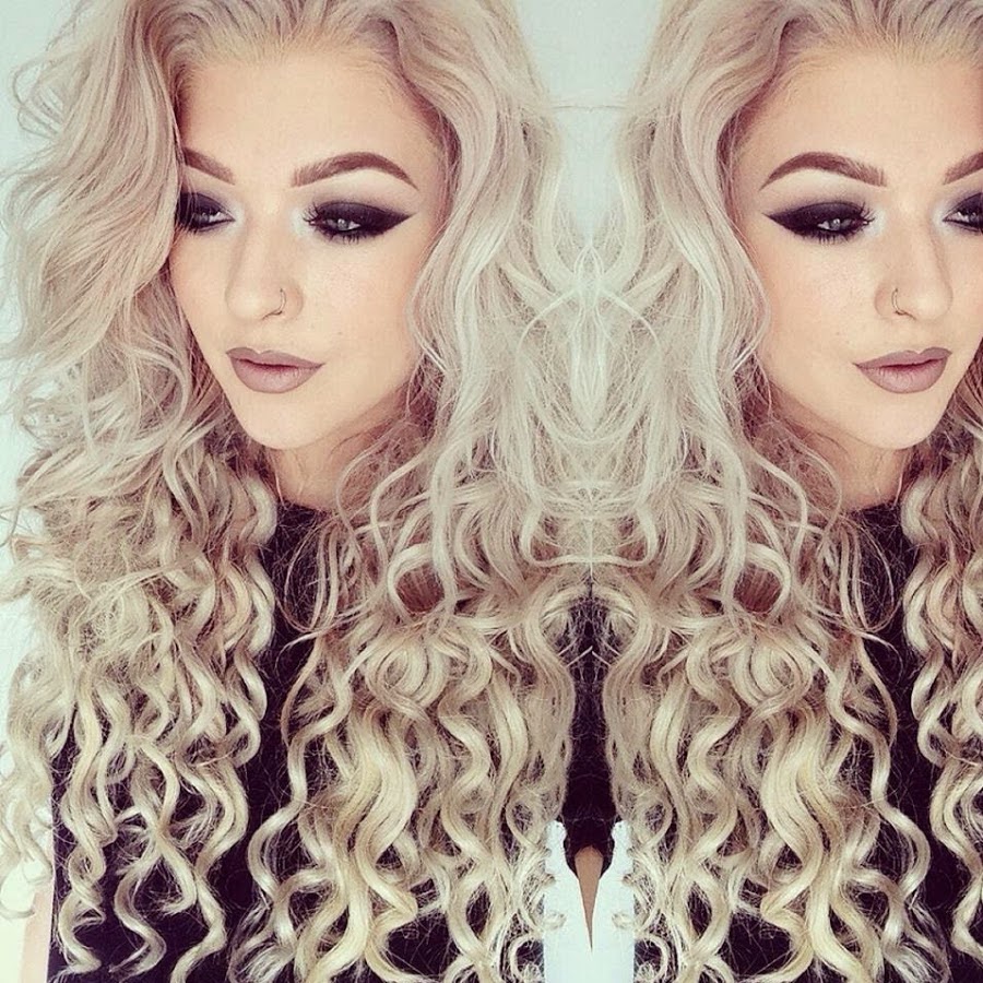 Chloe Amy