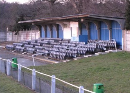 Pie and Mushy Peas: Hillingdon Borough FC