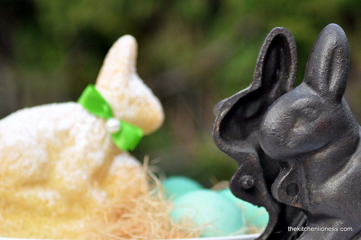 The Kitchen Lioness: Vanilla Bean Easter Bunny Cake