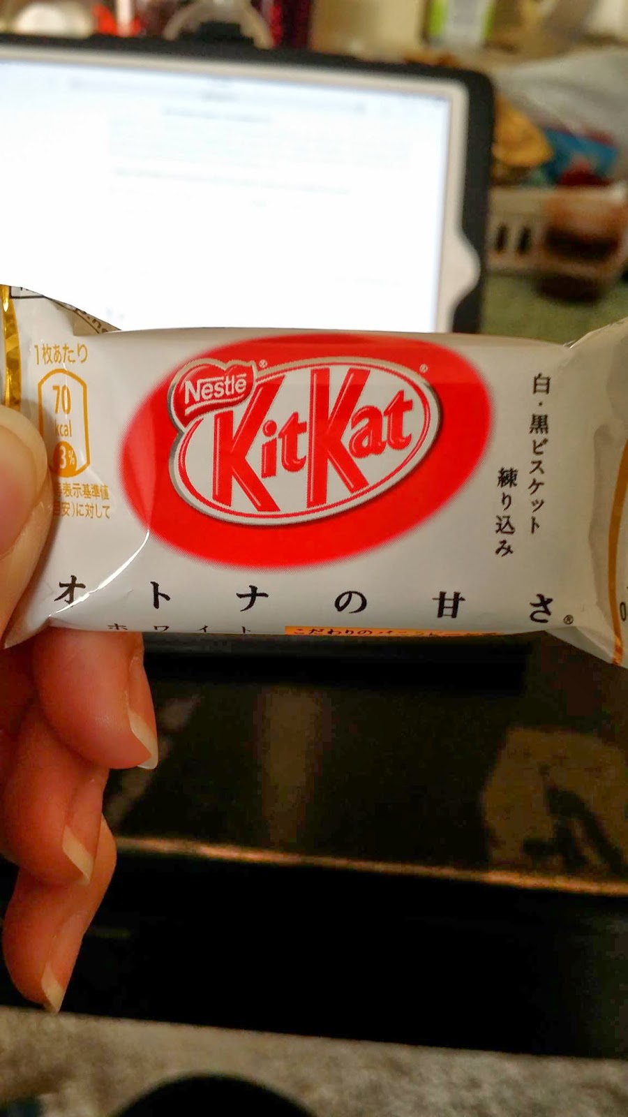 VANILLA BEAN KIT KAT - (FOUND THESE @ SAMURAI BURRITO)