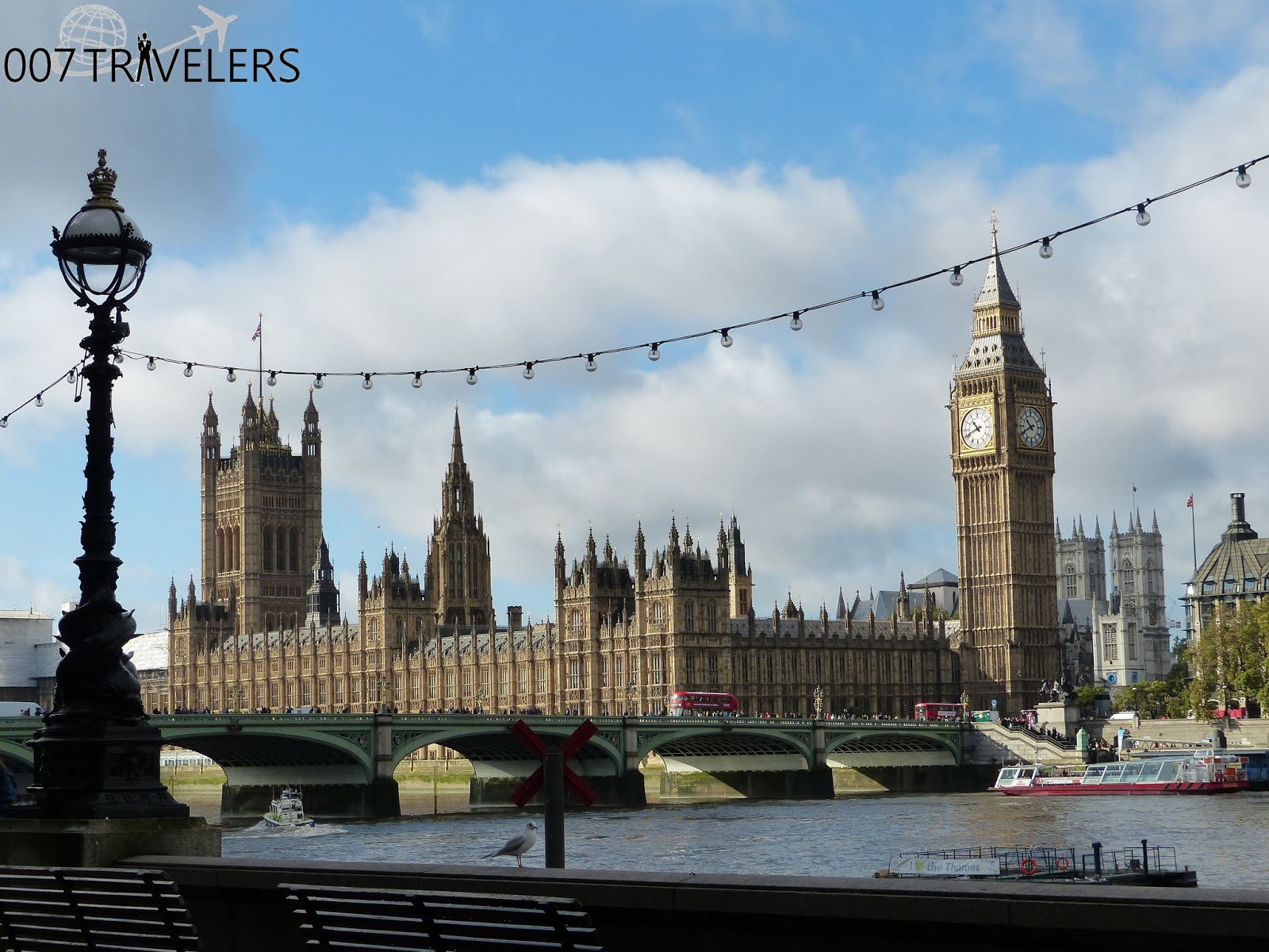 007 Filming location: Bridge where Blofeld’s helicopter crashes ...