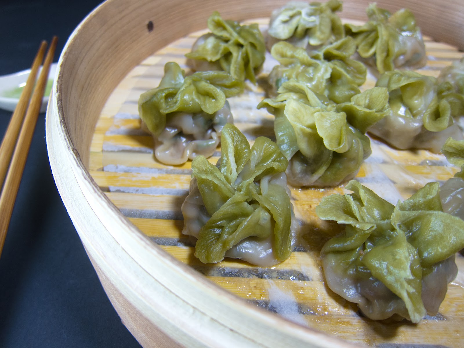 Foodmanna: Pork, shrimp and spinach dumplings 饺子