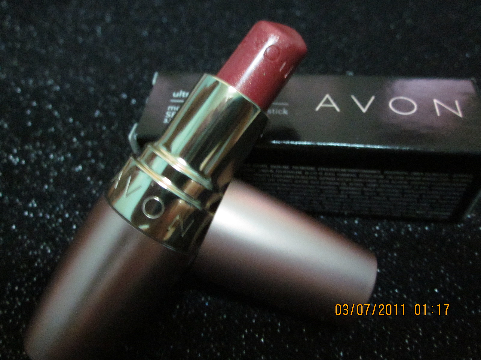 NiceLadiesThings: AVON lipsticks