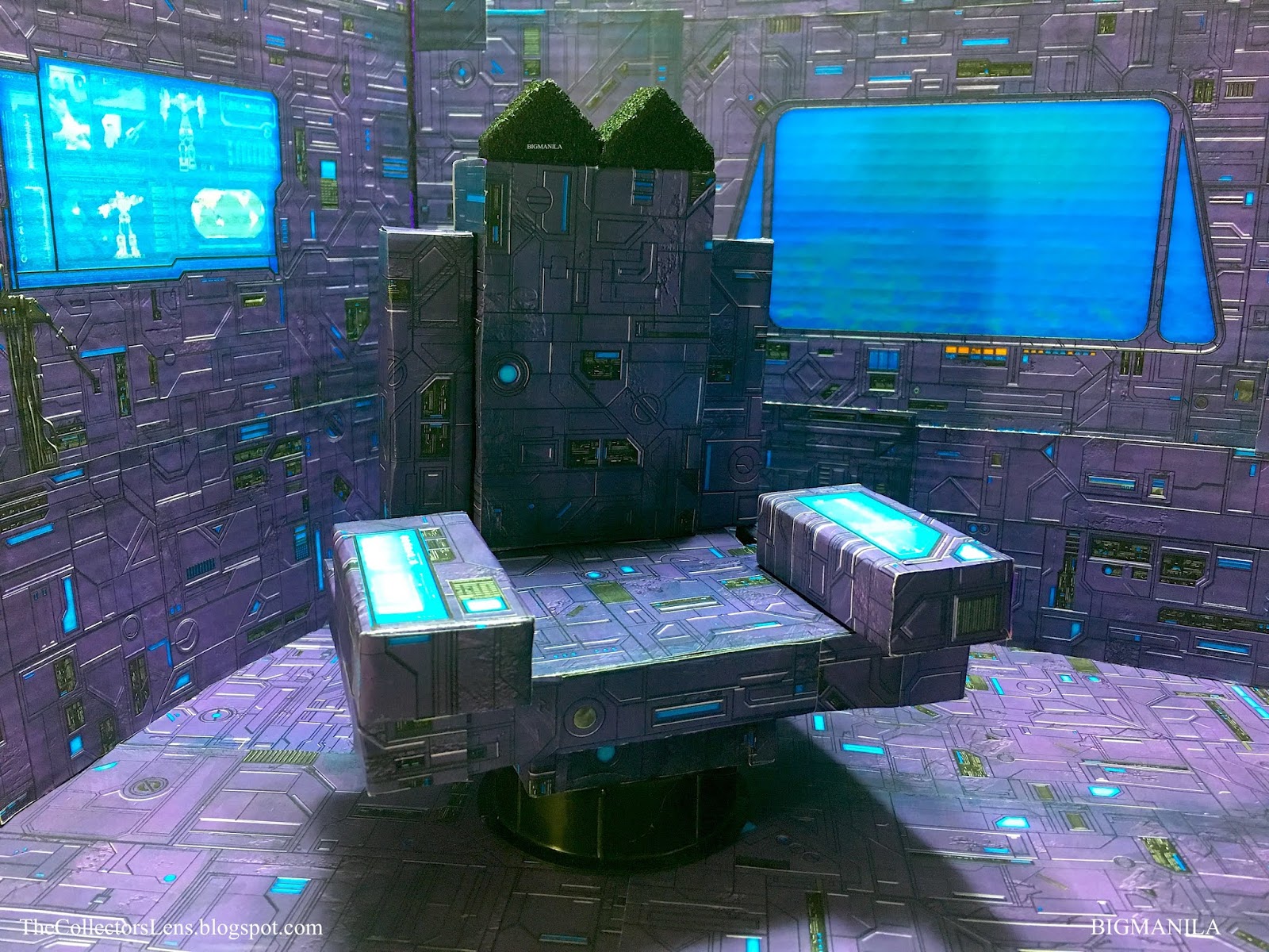 .: Transformers: Handmade Decepticon Throne