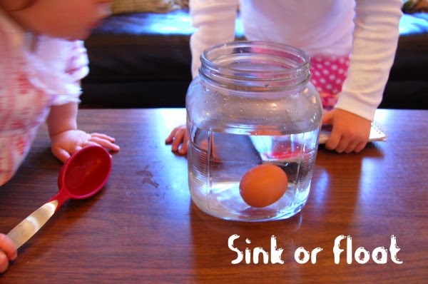 Arts and Science at School: "Sink or Float?"