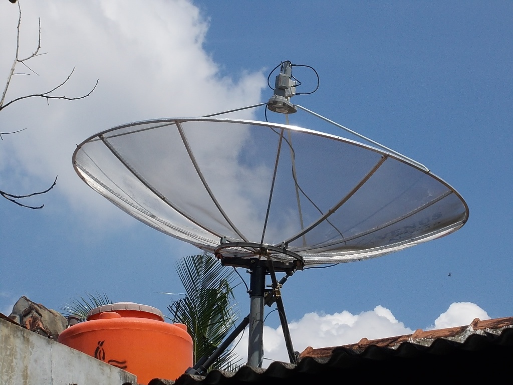 How to Install Parabolic Antenna TV ~ World Electricity