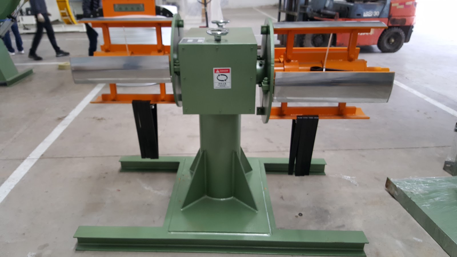 Uncoiler straightener feeder machine: Export Poland double head ...