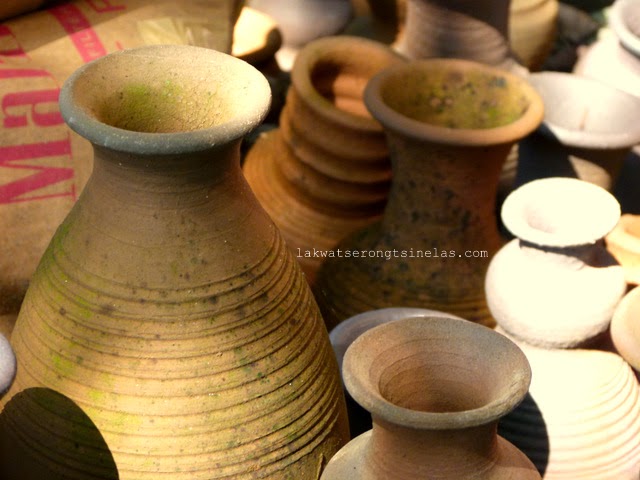 ABEL WEAVING AND PAGBURNAYAN - Lakwatserong Tsinelas